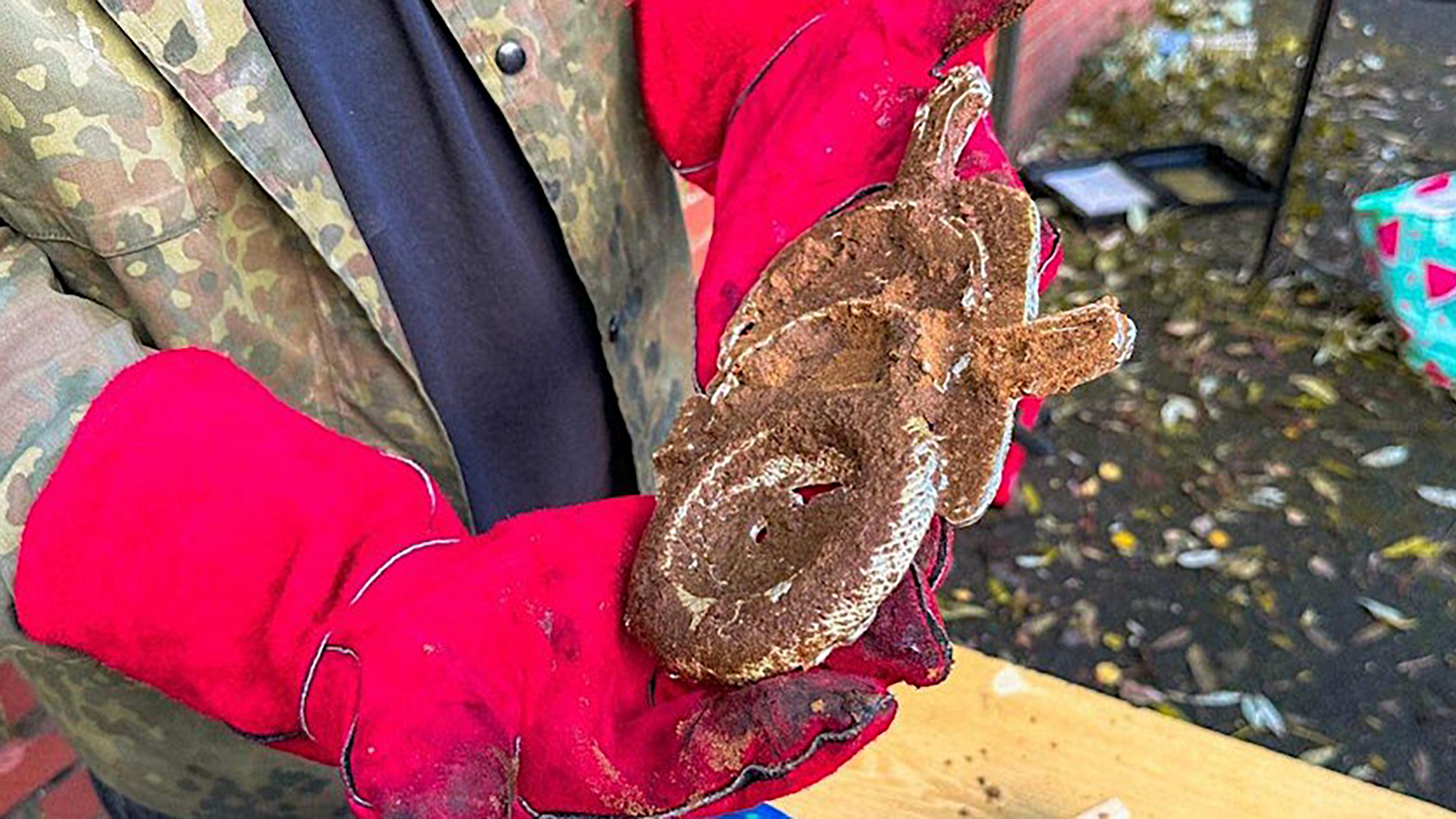 Workshop: Make an Impression – Pewter Casting - Sheffield Museums Trust